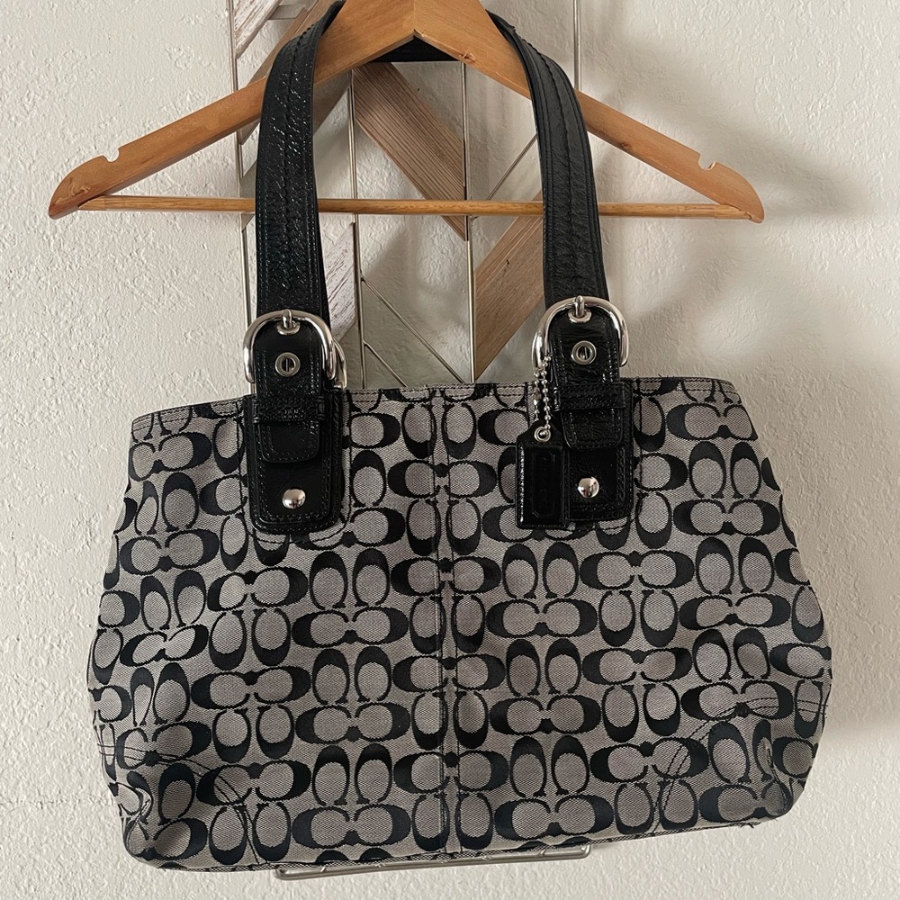 Coach Signature Large Tote Handbag - Gem